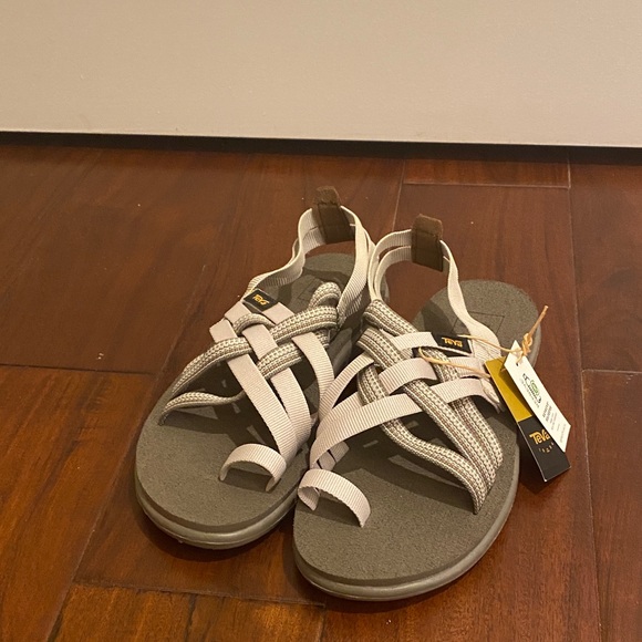 Teva | Shoes | Teva Light Gray Strappy Sandals | Poshmark